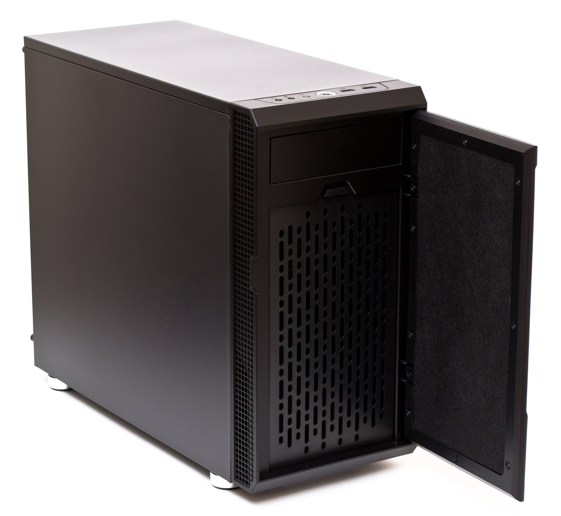 Обзор корпуса Antec P5