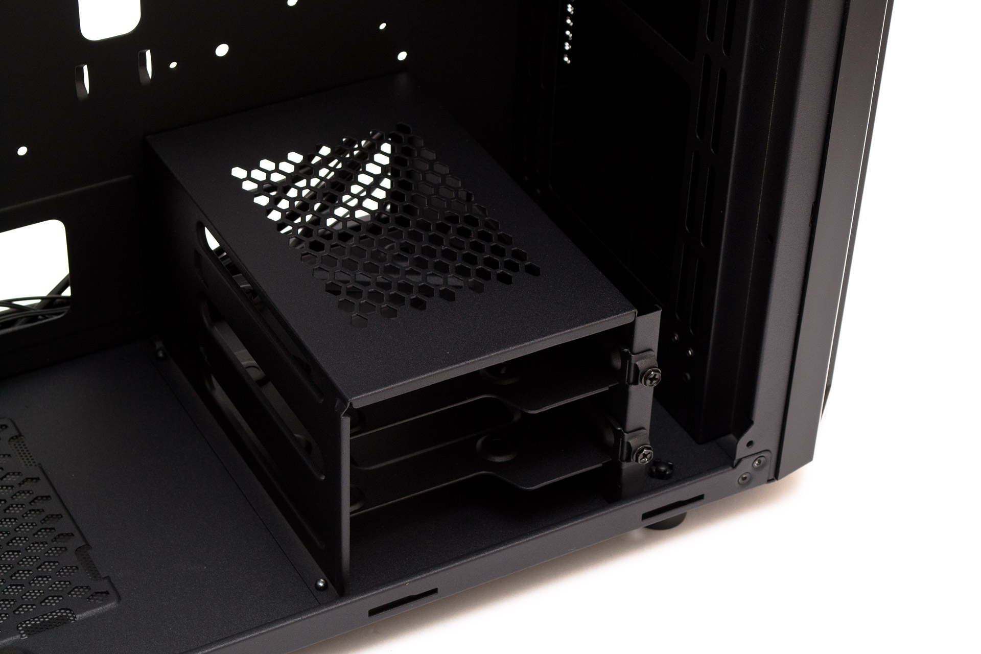 Обзор корпуса Deepcool D-Shield V2