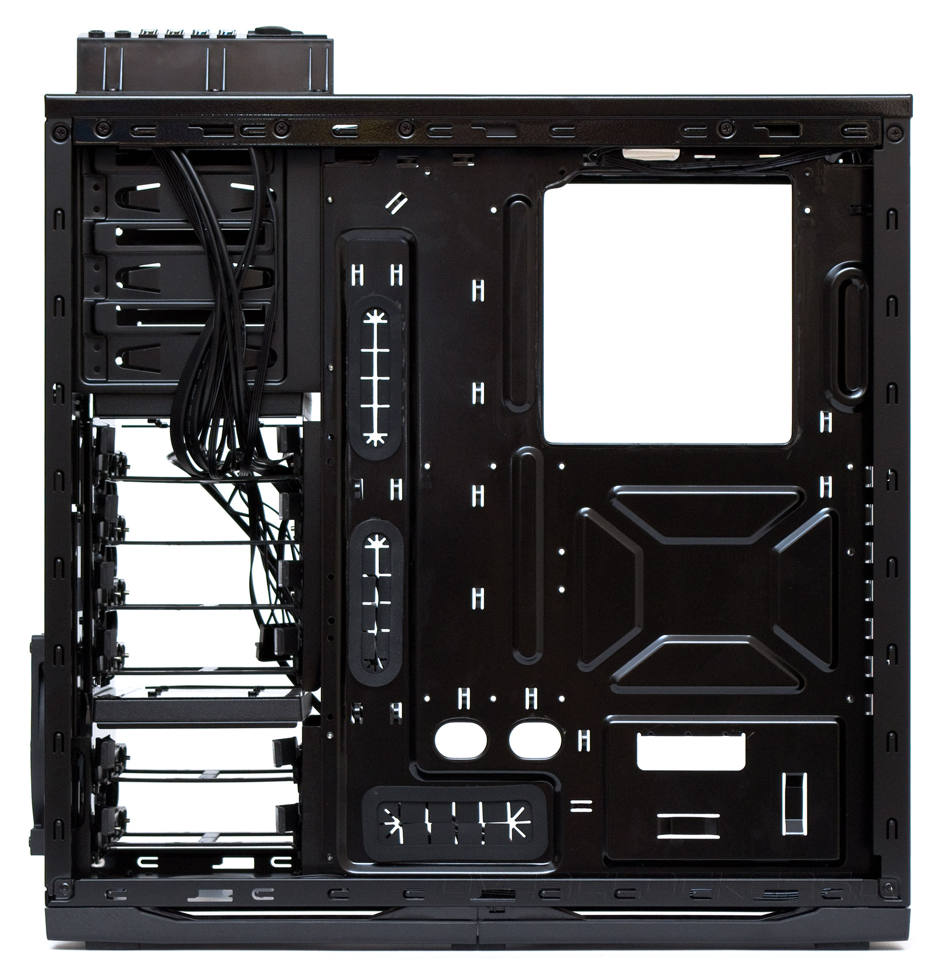 Обзор корпуса NZXT Phantom 410