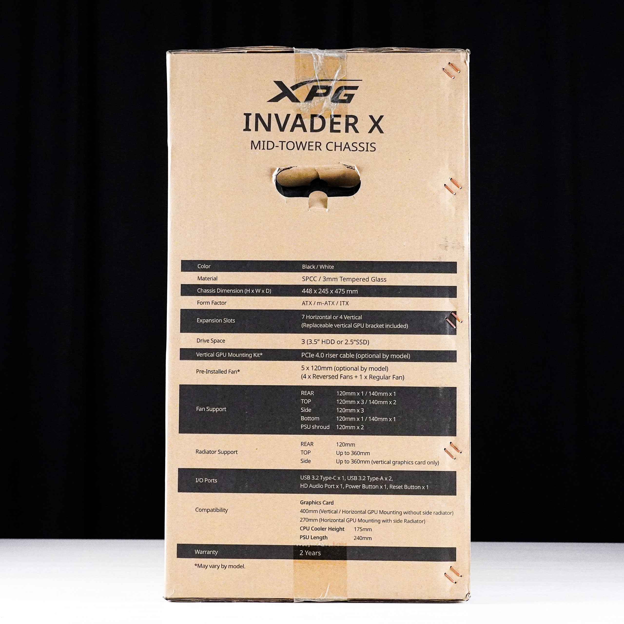 Обзор панорамного корпуса XPG INVADER X