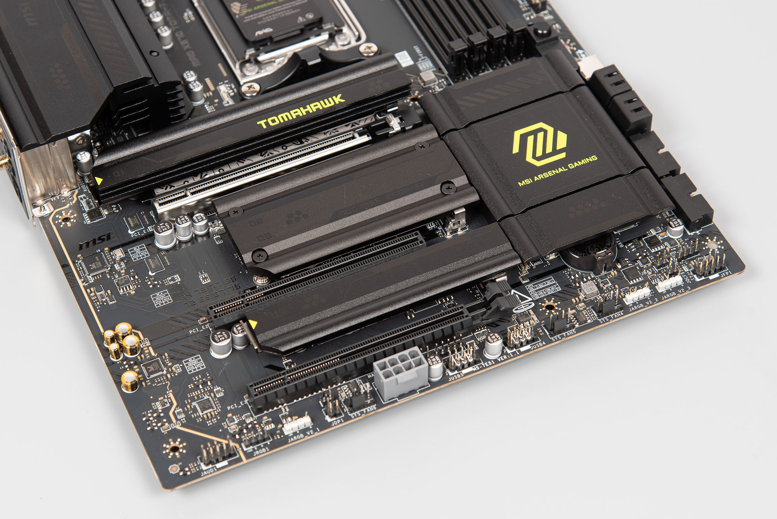 Обзор и тестирование материнской платы MSI MAG X870 TOMAHAWK WIFI для ...