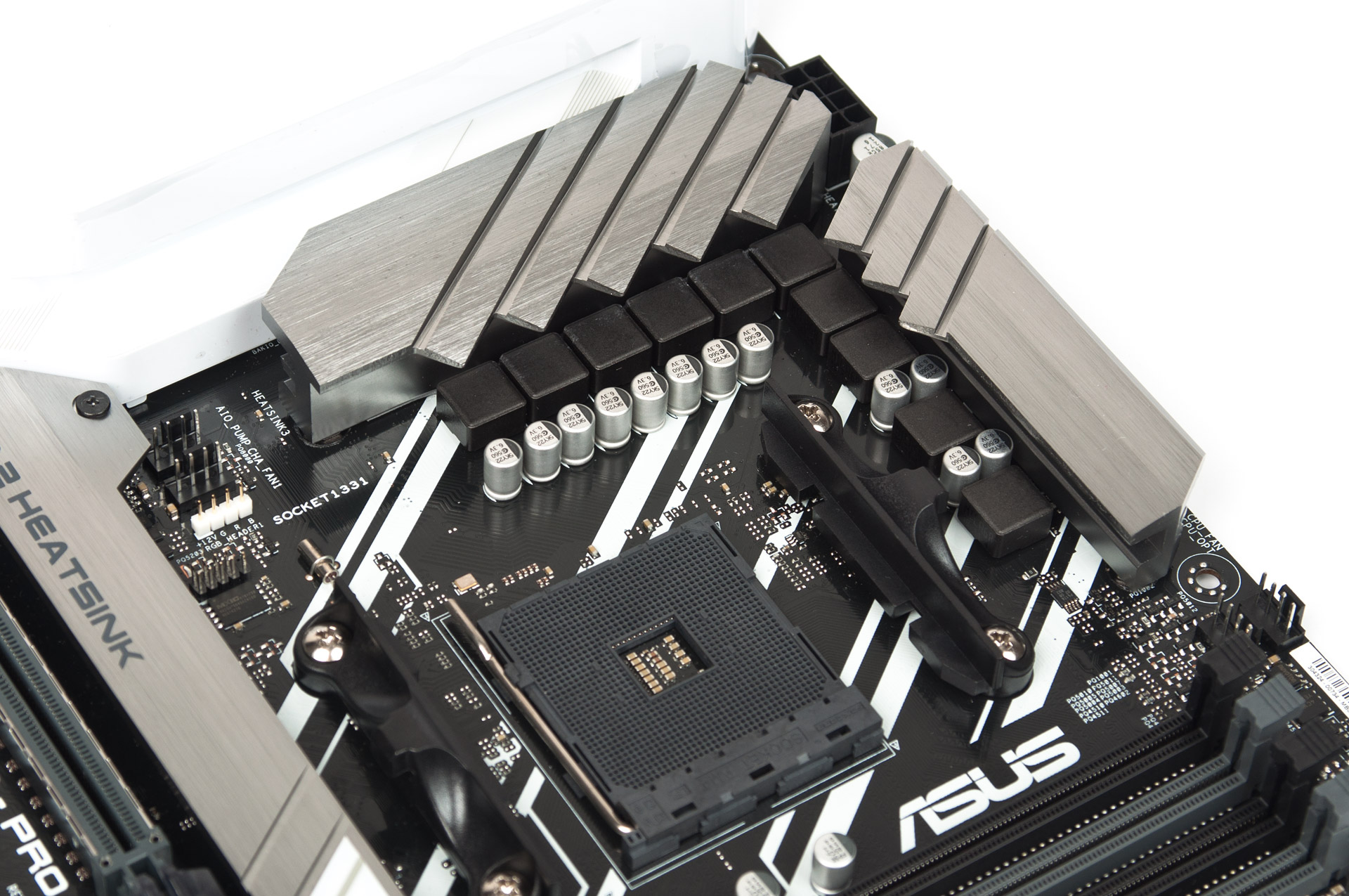 Обзор материнской платы ASUS Prime X470-Pro. Строгие линии технологичности