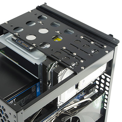 Abee выпускает корпуса Acubic CM10 и CS01