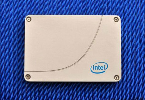 Твердотельные накопители Intel 330 появляются в прайс-листах