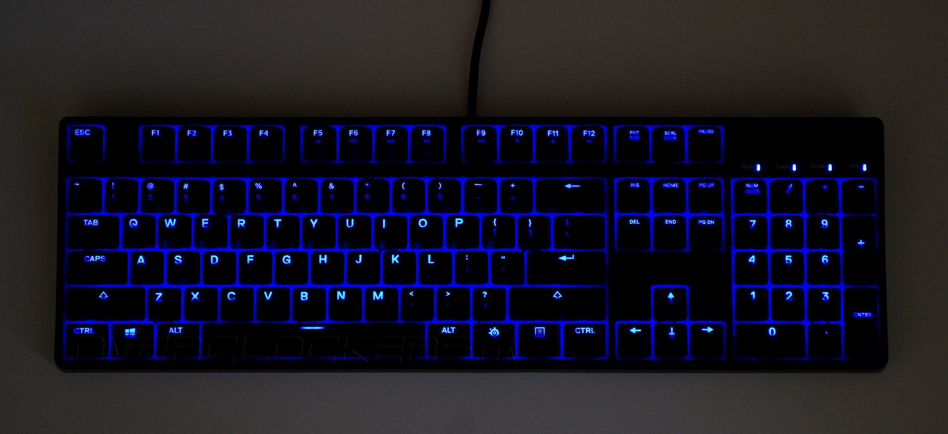 Обзор игровой механической клавиатуры SteelSeries Apex M500
