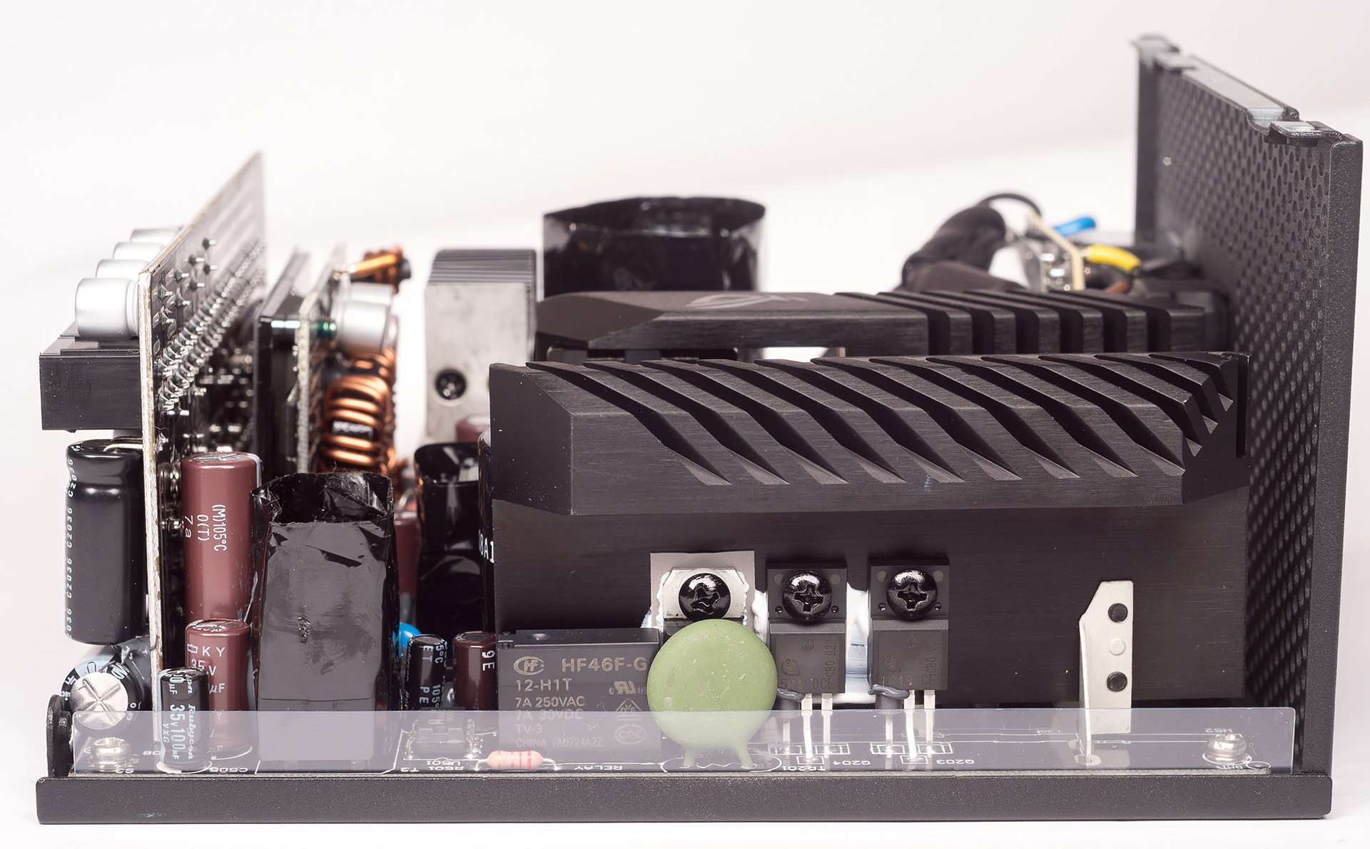 Обзор блока питания ASUS ROG-STRIX-550G мощностью 550 Вт