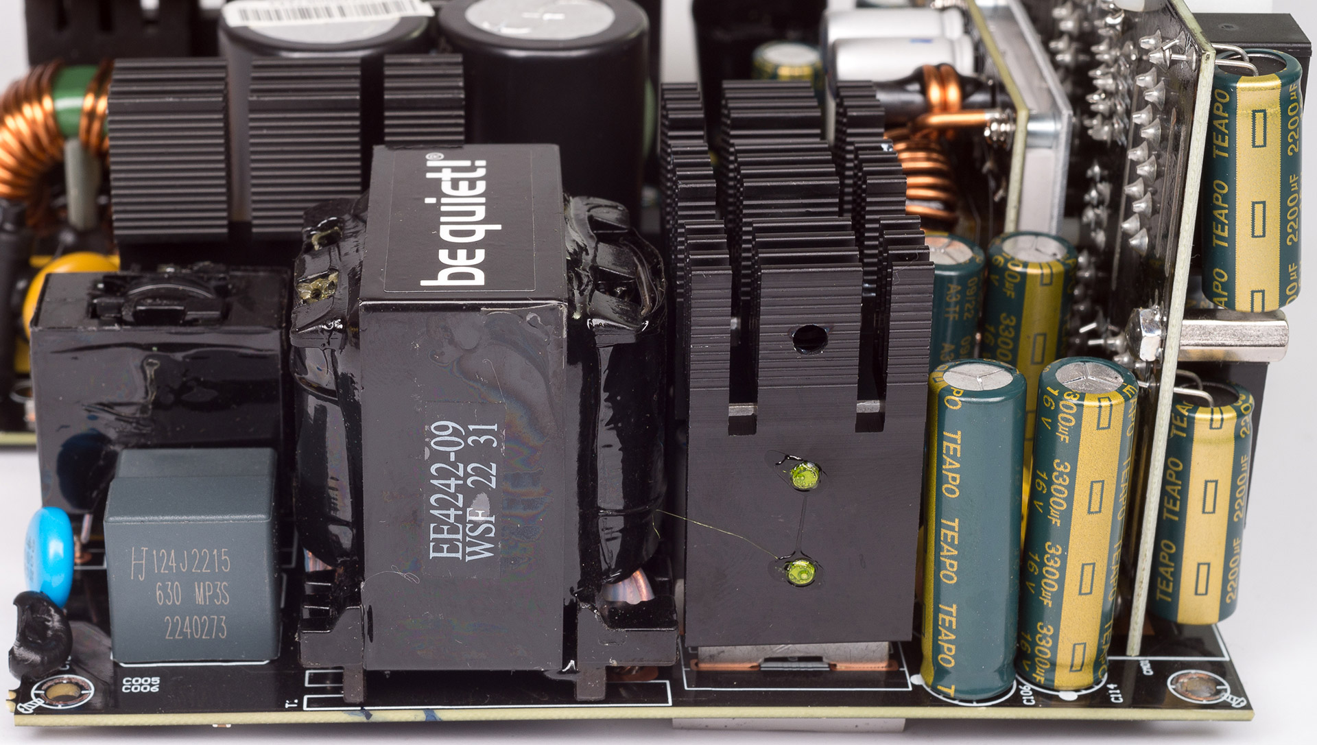 Обзор блока питания be quiet! Pure Power 12 M 1000W с поддержкой ATX 3. ...