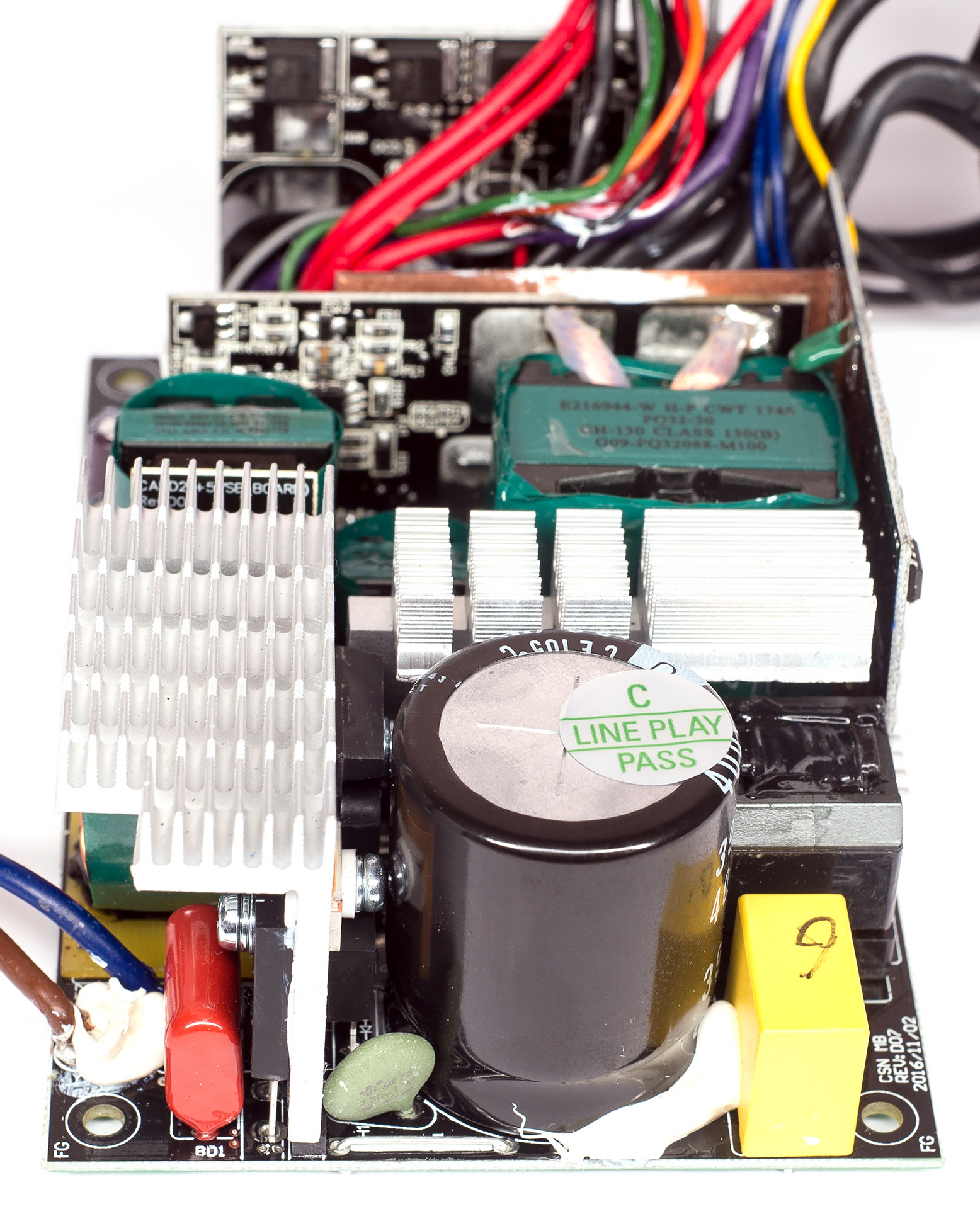 Обзор блока питания Chieftec Compact CSN-650C мощностью 650 Вт ...