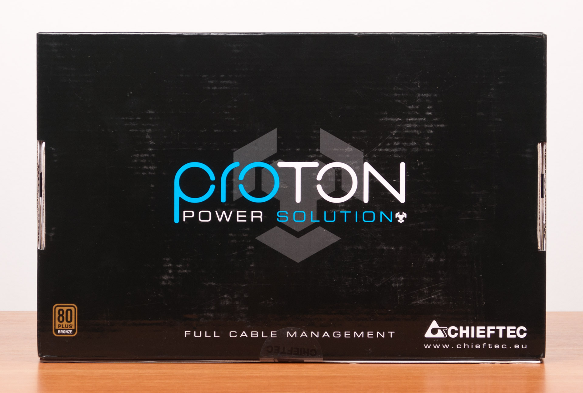 Обзор блока питания Chieftec BDF-750C новой серии Proton и мощностью 750 Вт