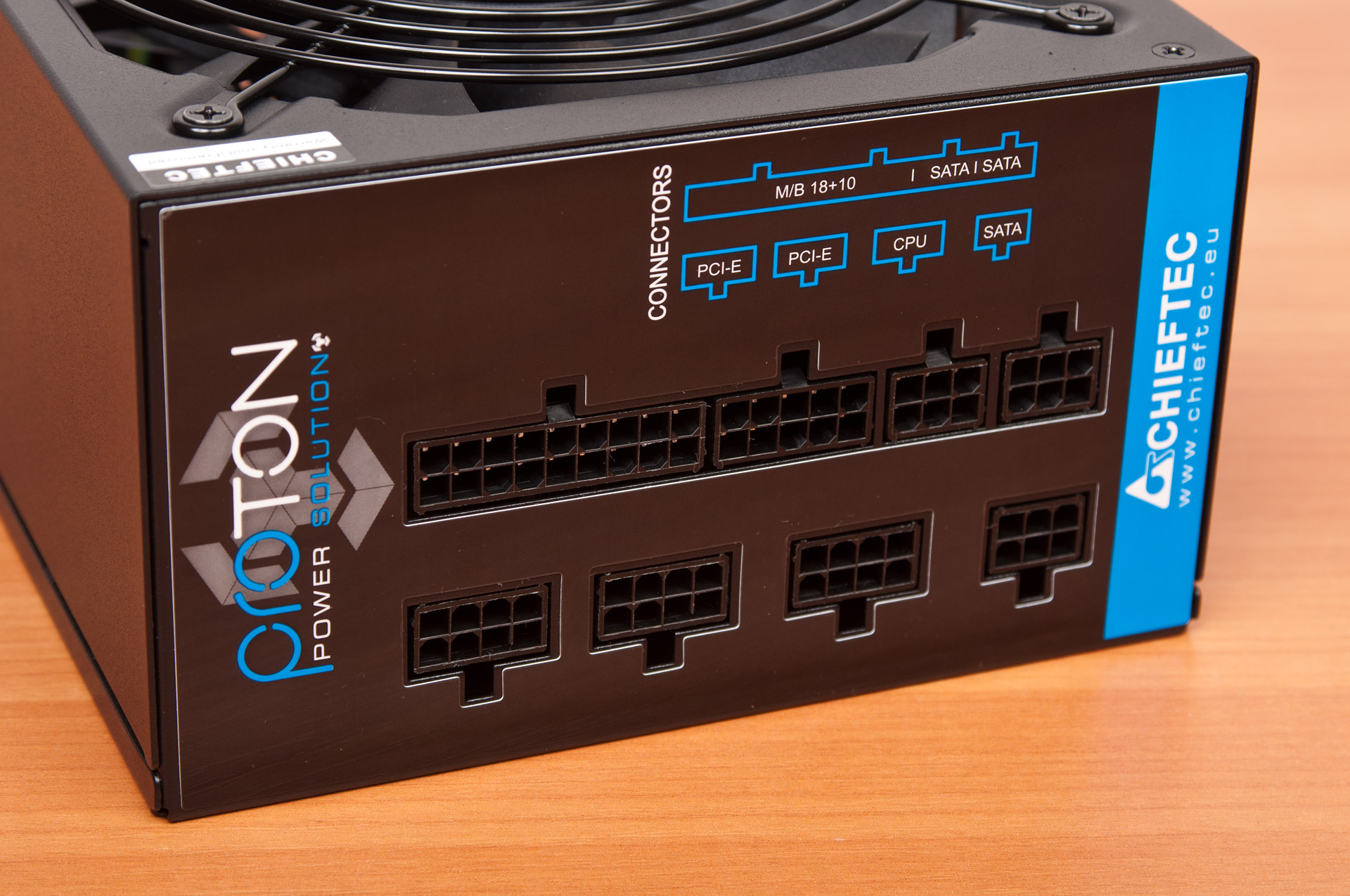 Обзор блока питания Chieftec BDF-750C новой серии Proton и мощностью 750 Вт