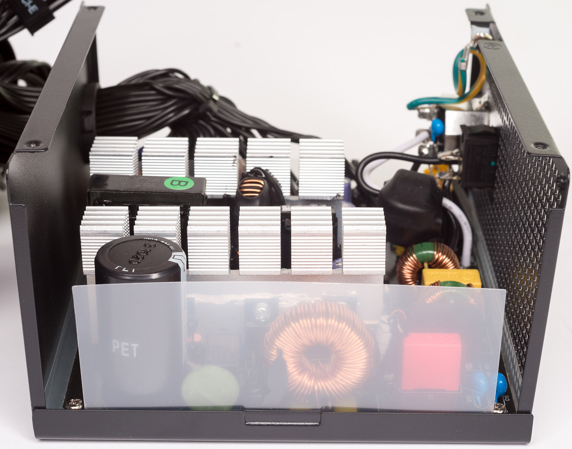 Обзор блока питания DeepCool PF700 мощностью 700 Вт