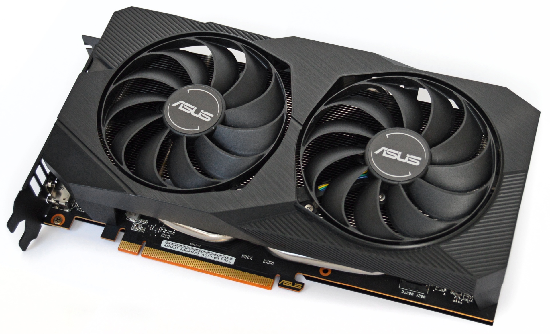 Знакомство с AMD Radeon RX 5500 XT. Обзор и тестирование видеокарты ...