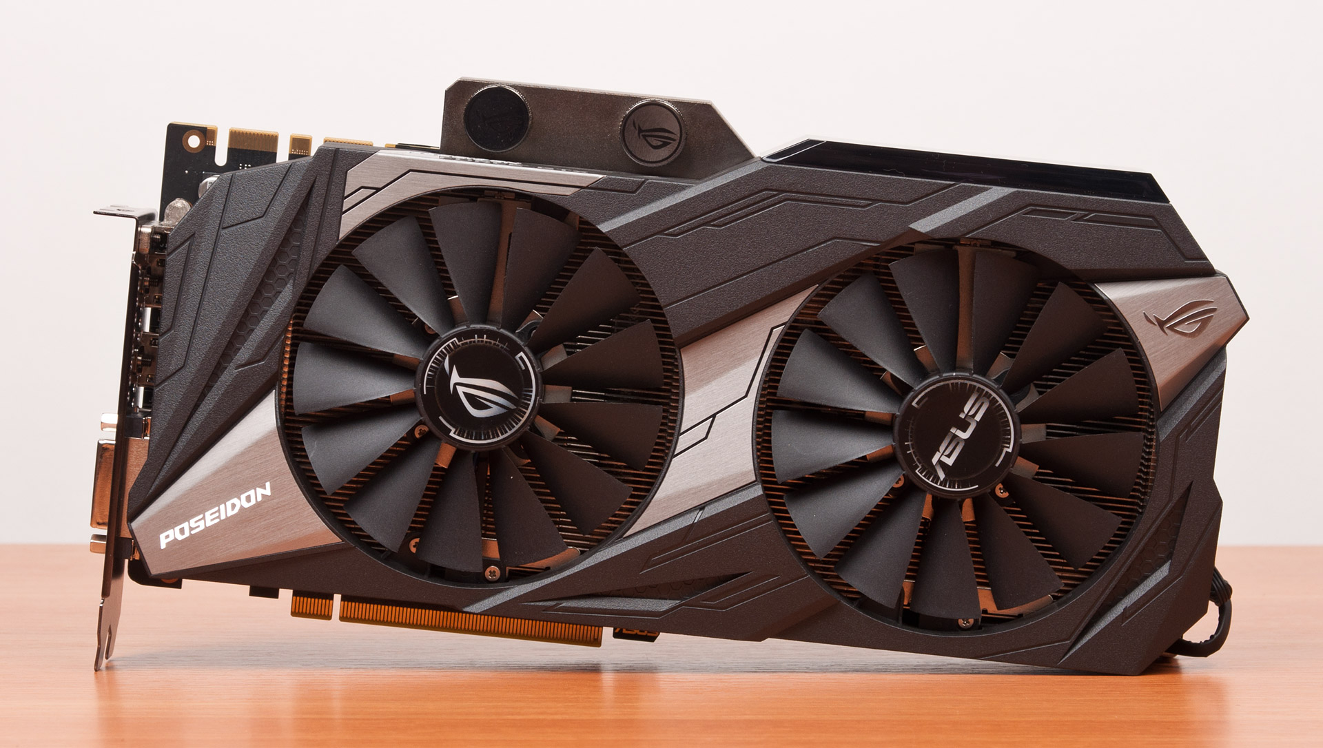 Обзор видеокарты ASUS ROG Poseidon GeForce GTX 1080 Ti 11GB Platinum ...