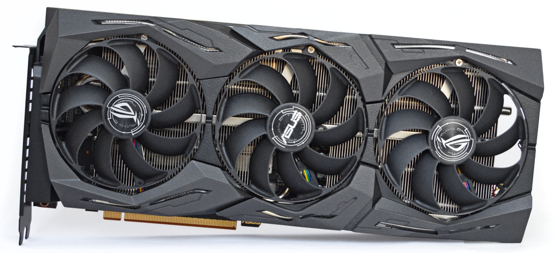 Знакомство с AMD Radeon RX 5600 XT. Обзор видеокарты ASUS ROG-STRIX ...