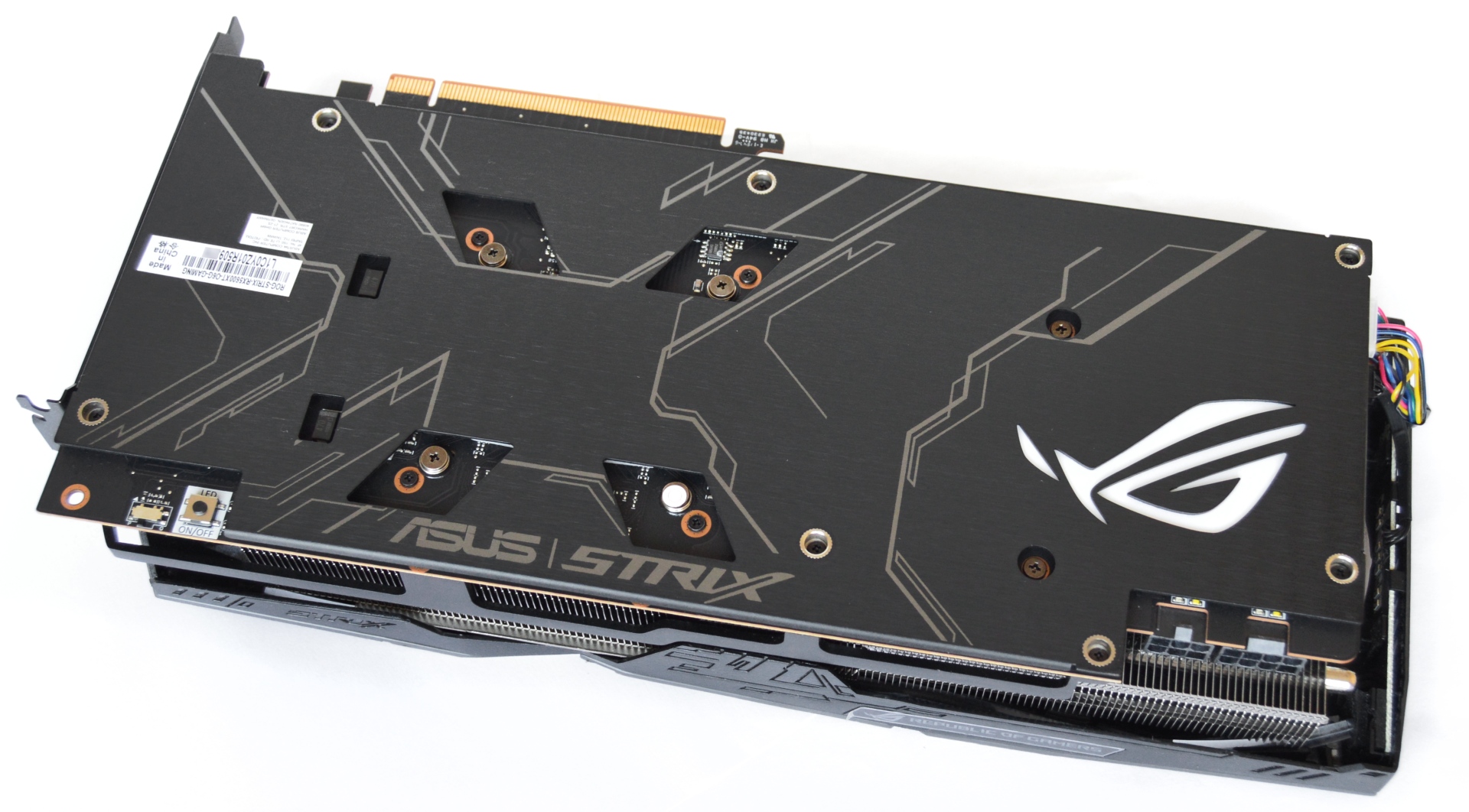 Знакомство с AMD Radeon RX 5600 XT. Обзор видеокарты ASUS ROG-STRIX ...